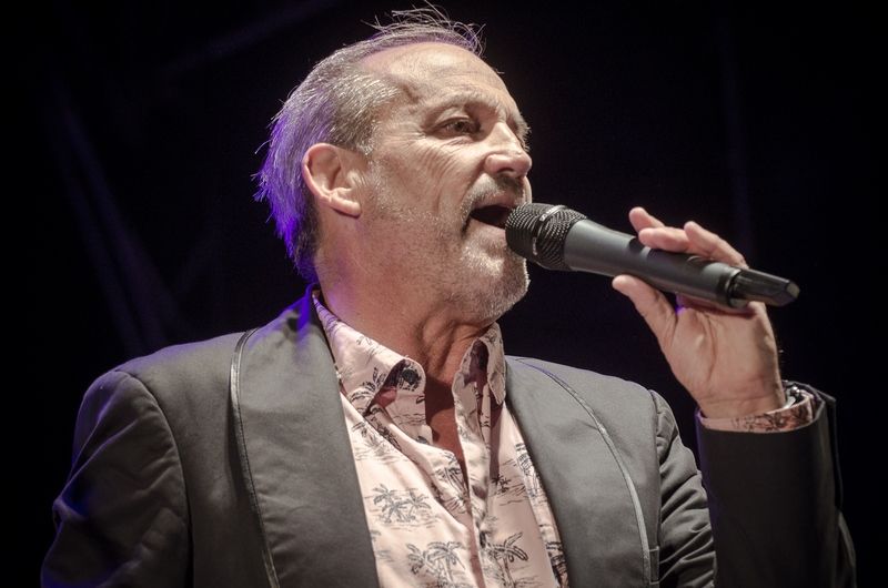 Ángel Martín hizo su presentación en el Festival del Balneario ...